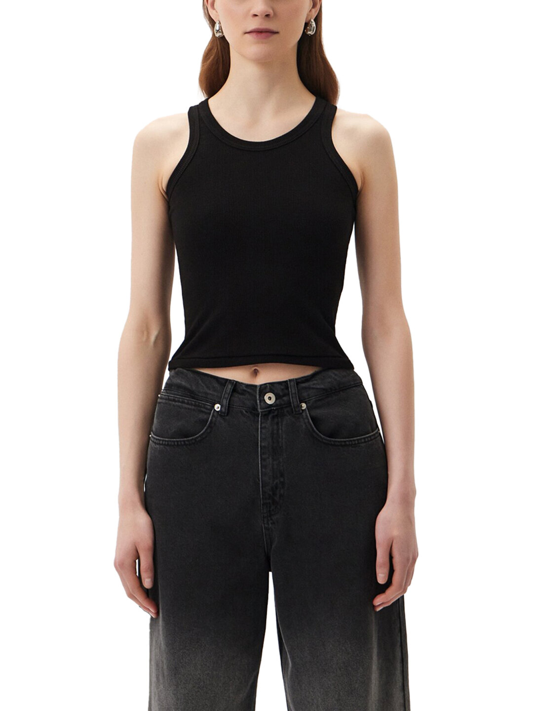 Майка Sleeveless top with a metal logo badge