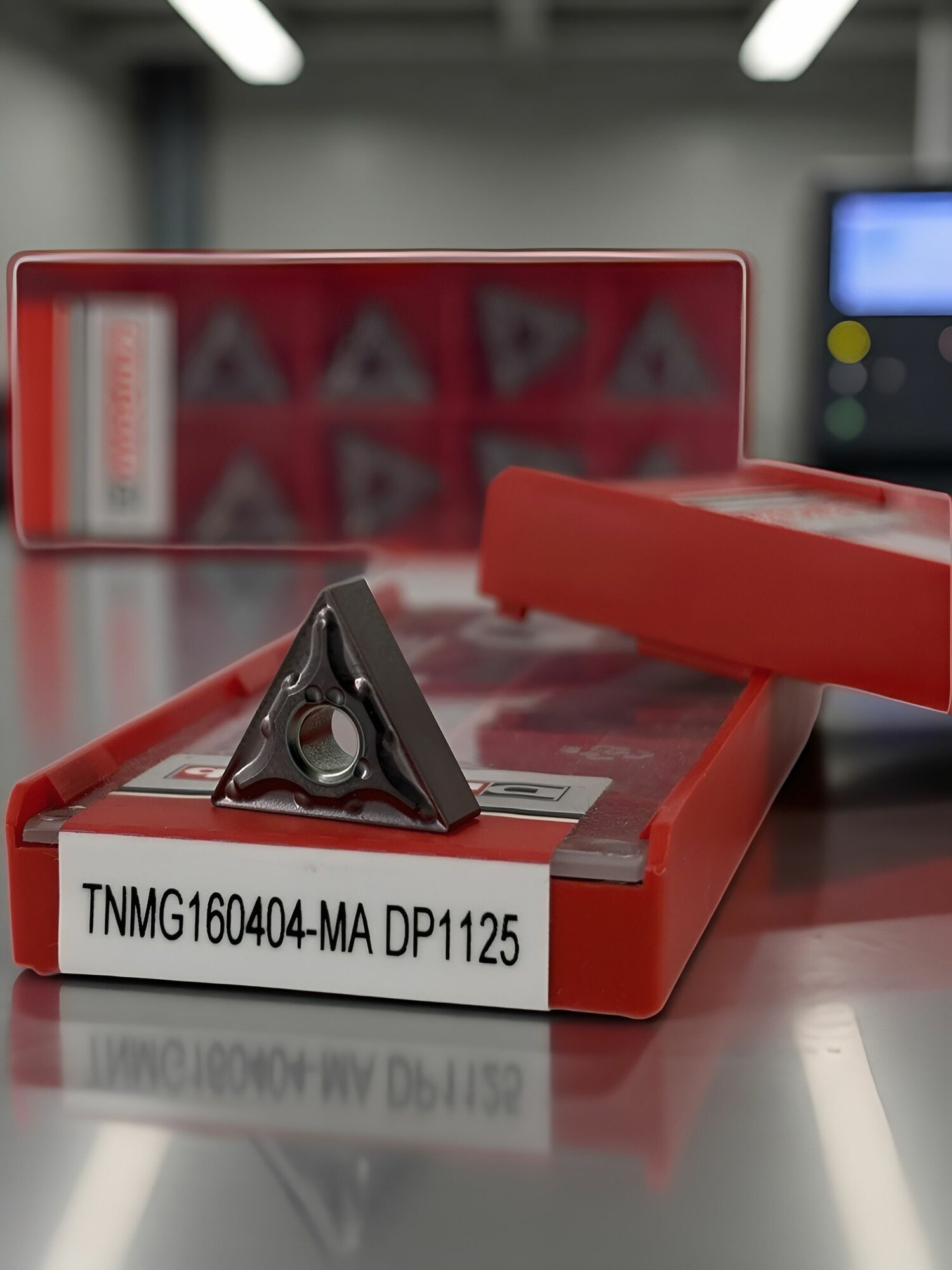 Сменная твердосплавная пластина для токарной обработки Dnrecerb TNMG160404-MA DP1125
