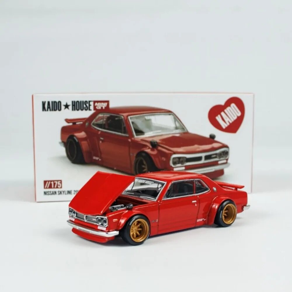 Коллекционная машинка KAIDO x HOUSE MINI GT 1/64 KHMG175 Nissan Skyline 2000GT-R (KPGC10) Kaido Works V1