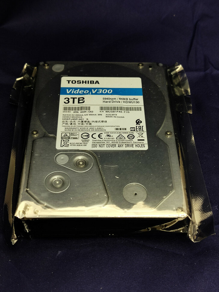Жесткий диск Toshiba HDWU130UZSVA, 3ТБ