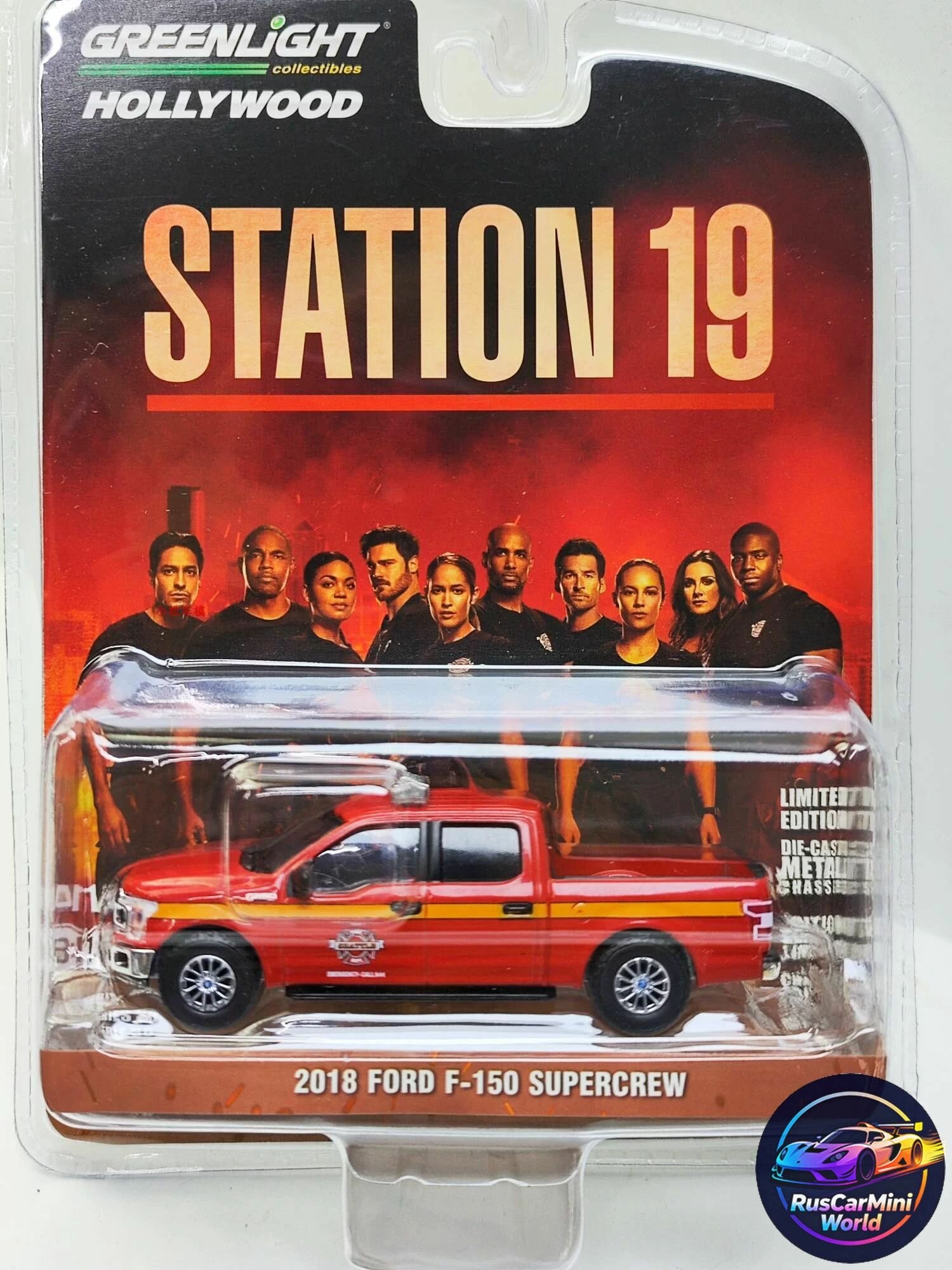 Greenlight 1:64 Голливуд Серия 36 2018 Форд F-150 Супер Крю, Пожарная часть Сиэтла, красный