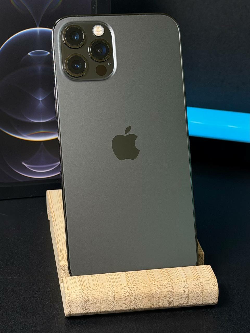 Смартфон Apple iPhone 12 Pro 256 ГБ, 90%, nano-SIM + eSIM, черный