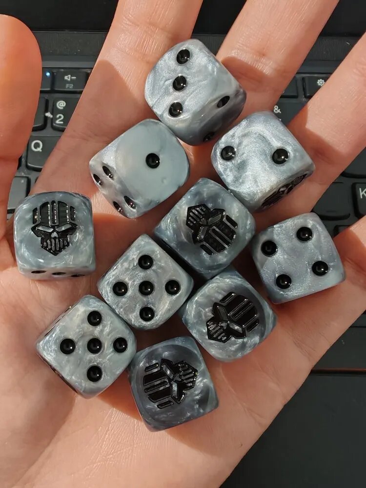 Кубики Warhammer 40K диаметром 16 мм 5 шт.