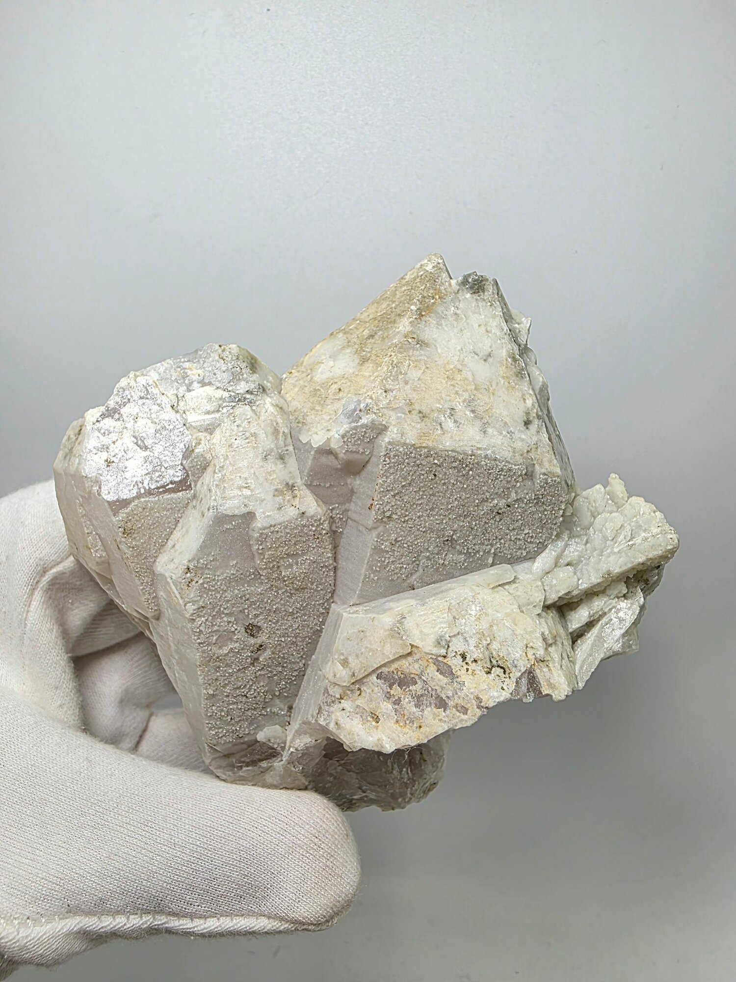Аметистовый кварц кристалл 115 мм, 527 г.