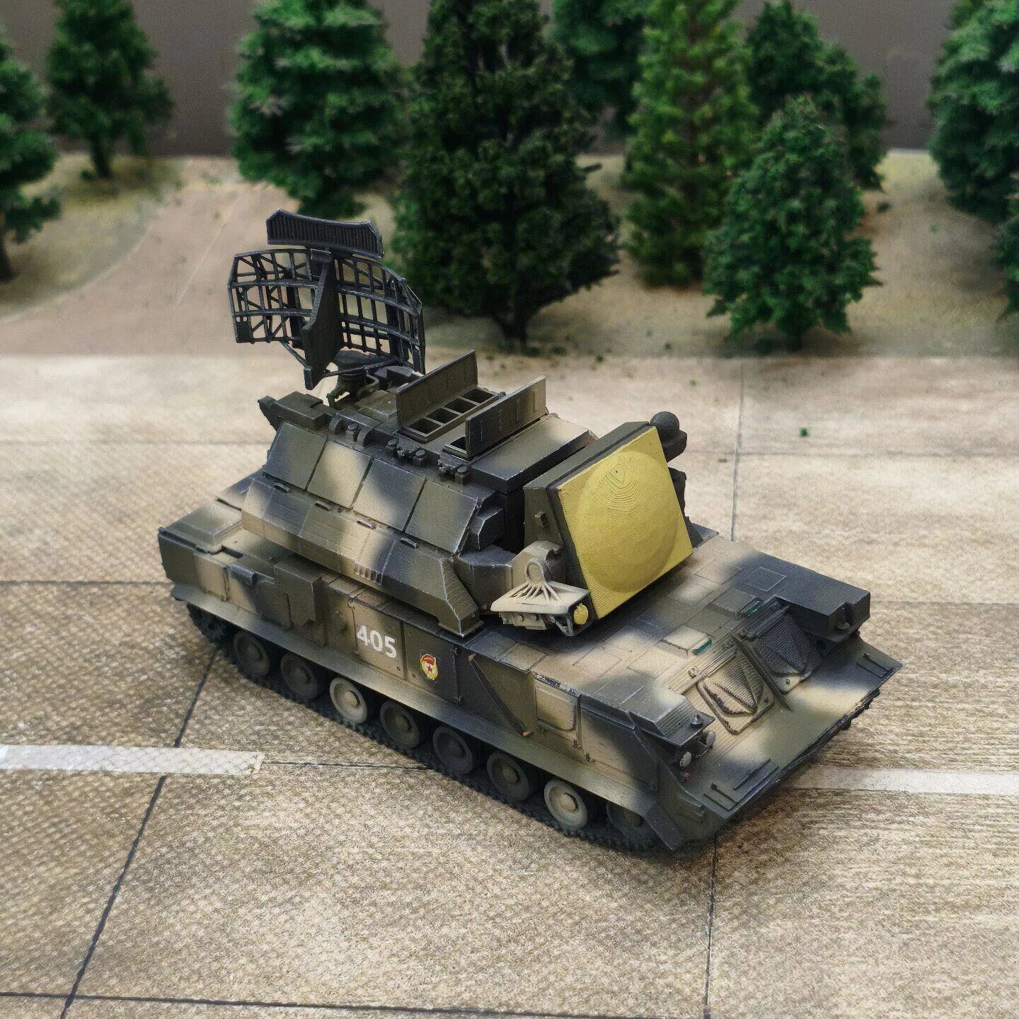 Пластиковая модель ракетной установки Dohr M1 1/72