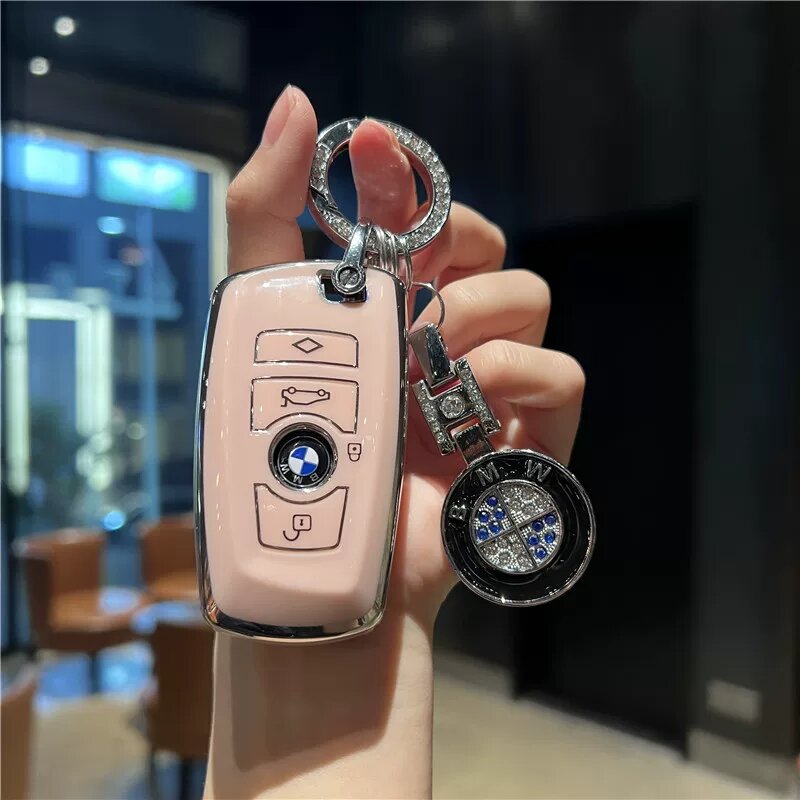 Розовый ключевой чехол с бриллиантами, кольцом и логотипом BMW для моделей BMW 5 Series 520 523 528 218i 116i 316 318i