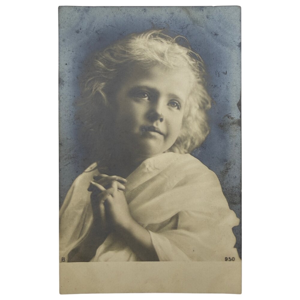 Почтовая открытка "Маленький молельщик" 1900-1917 гг. Российская Империя