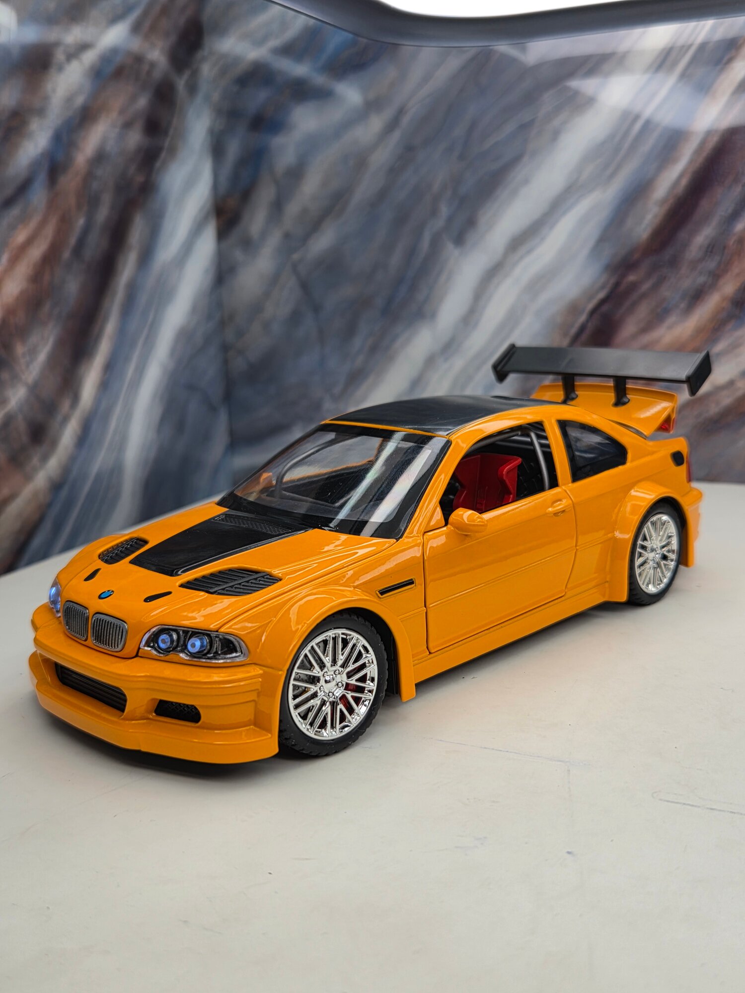 Металлическая машинка БМВ М3 Е46 масштаб 1/24 BMW GTR свет звук