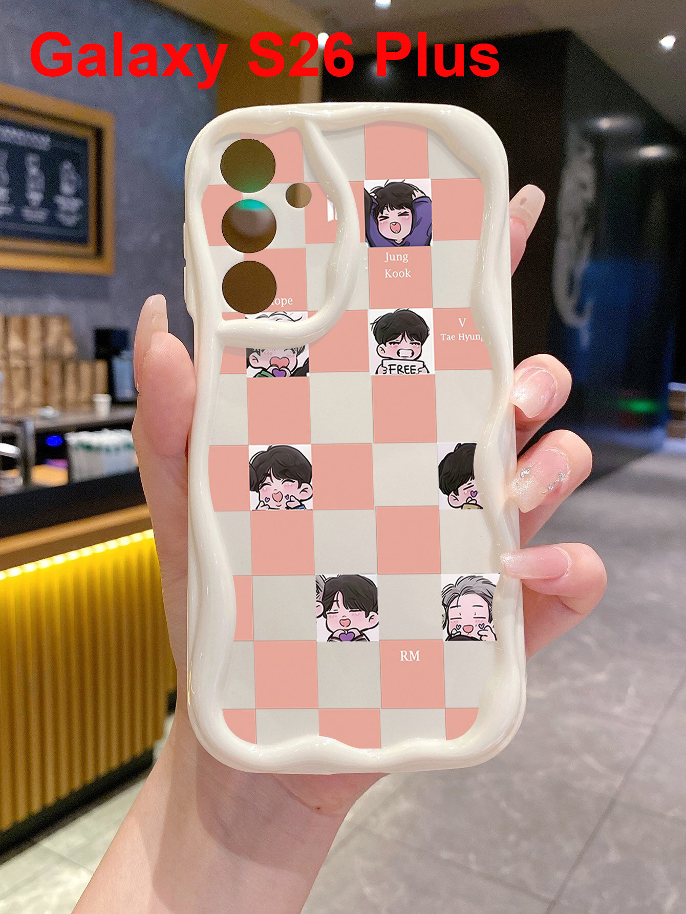 Чехол неправильной формы для Galaxy S26 Plus с изображением BTS BT21 и мягкой волной.