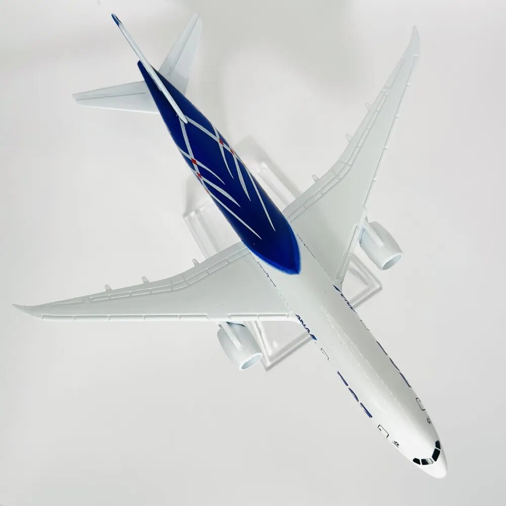 Сборная модель самолета Boeing 787, металл, пластик, 1/500, 16 см, голубой — фото 1
