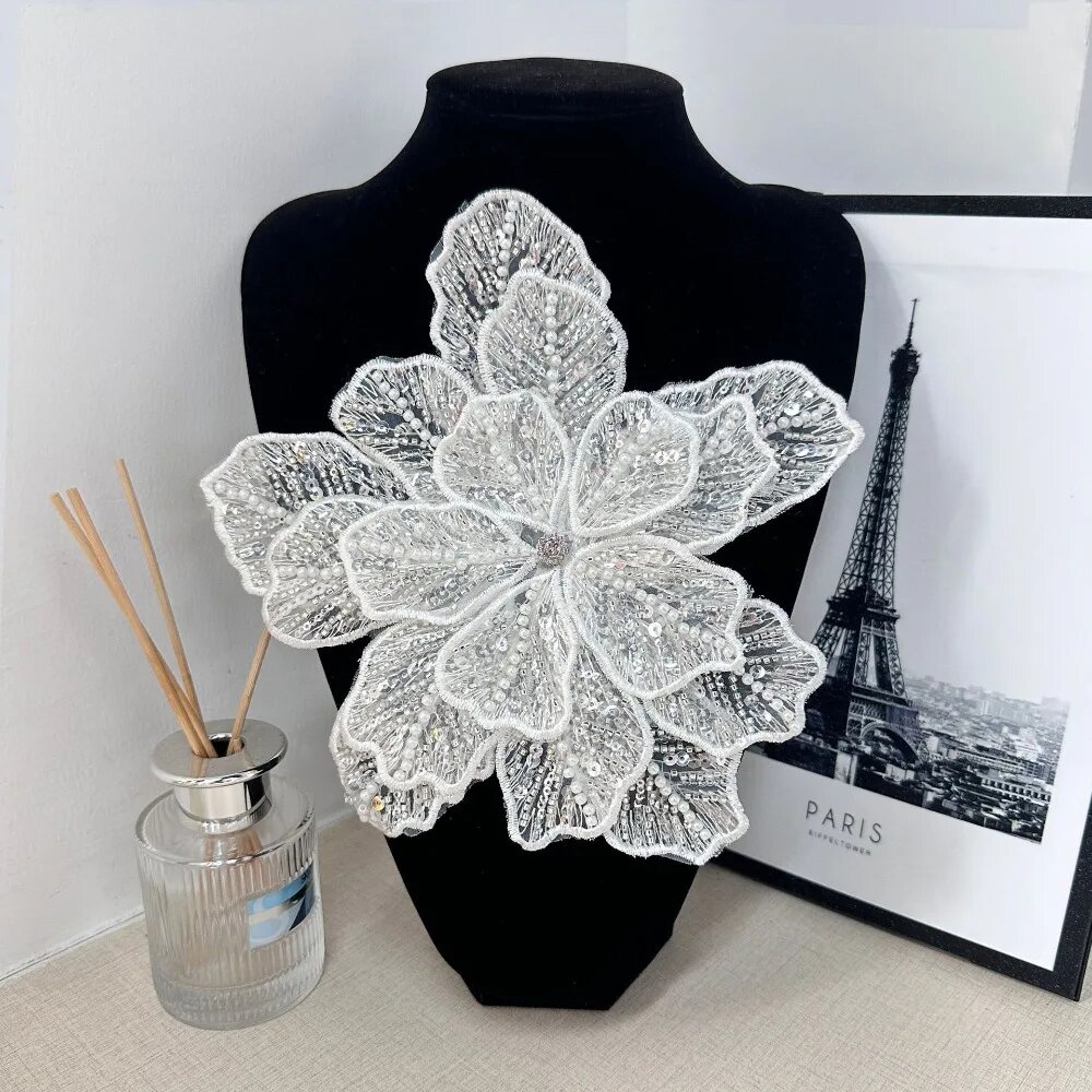 Многослойная аппликация для одежды Flower on Chest, полиэстер, 23.5*22.5 см White