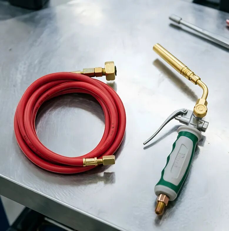 Газовая горелка для пайки с курком 1,6 м шланг, под пропан/бутан, для сантехников и монтажников