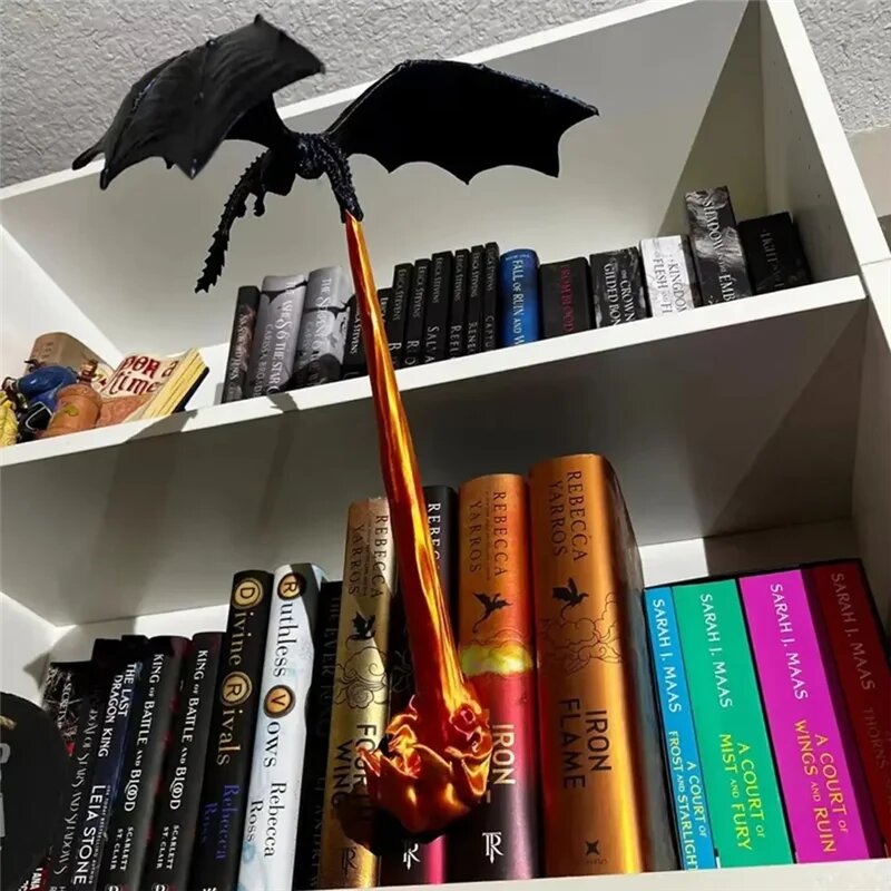 Фантазийная статуэтка дракона для книги