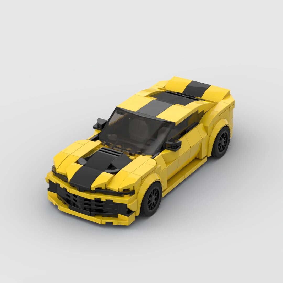 Желтый гоночный автомобиль из блоков, без коробки