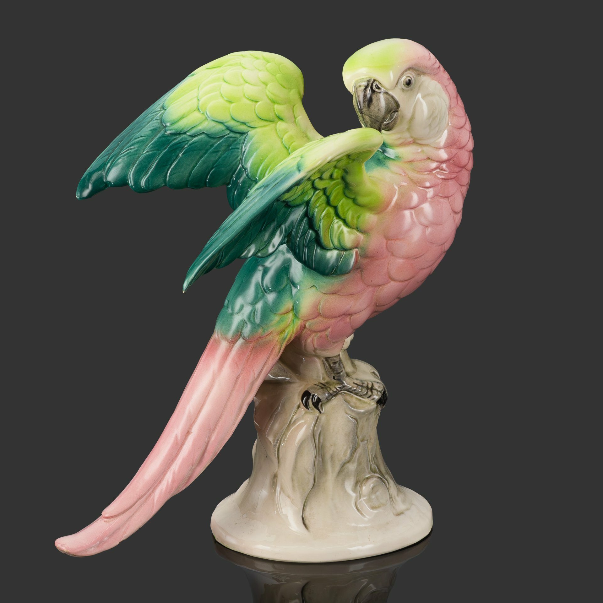 Статуэтка "Попугай", фаянс, аэрография, роспись, Hertwig & Co, Германия, 1941-1958 гг.