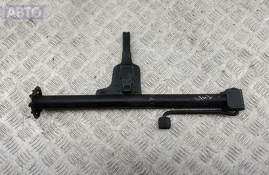 Домкрат Mercedes C-Class W202 (1993-2000)