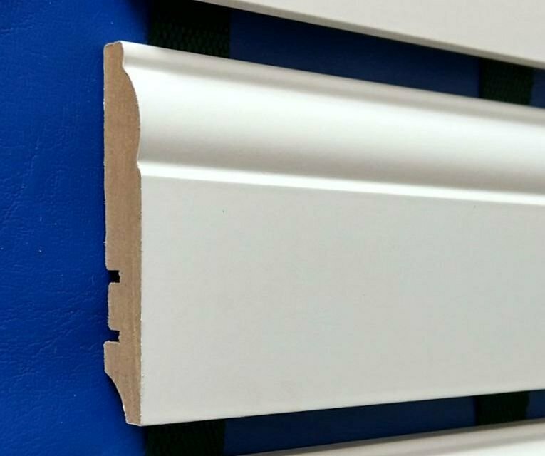 Плинтус МДФ Hannahholz Белый 81/305, 1 шт.