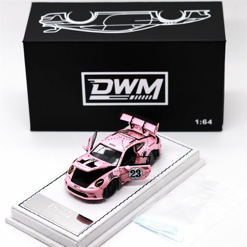 Коллекционная машинка DWM 1:64 911 GT3 RS Pink Pig