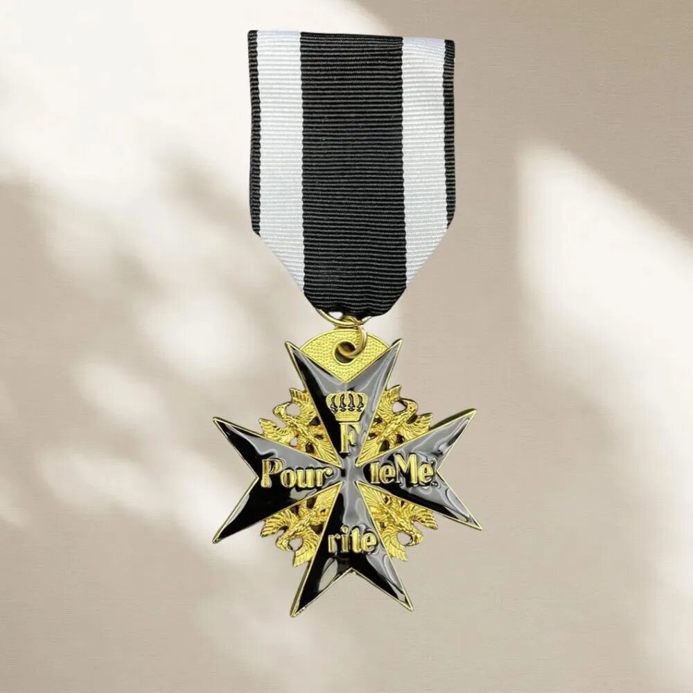 Пруссия Немецкая медаль За заслуги Военный знак Копии, Металл, 11.5*5.0 см