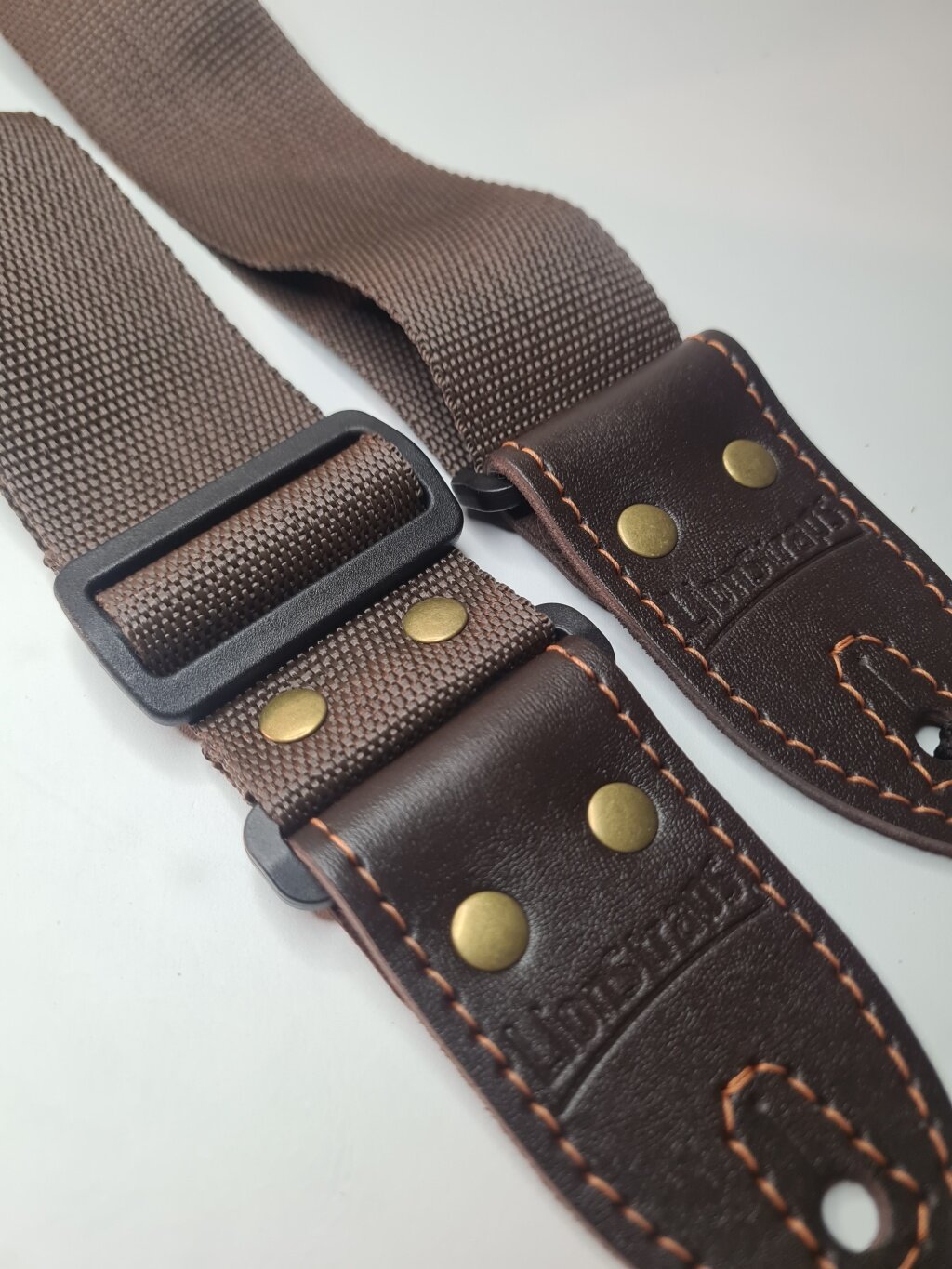 LS. P. C.001 Ремень для гитары, полиэстер, коричневый, LionStraps