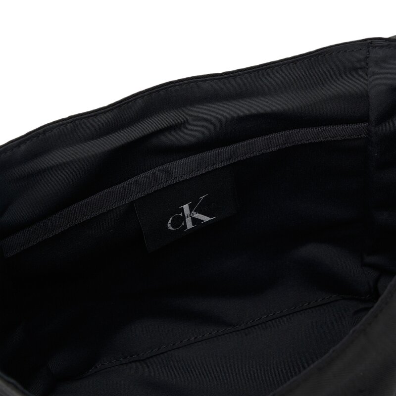 Сумка CALVIN KLEIN — фото 1