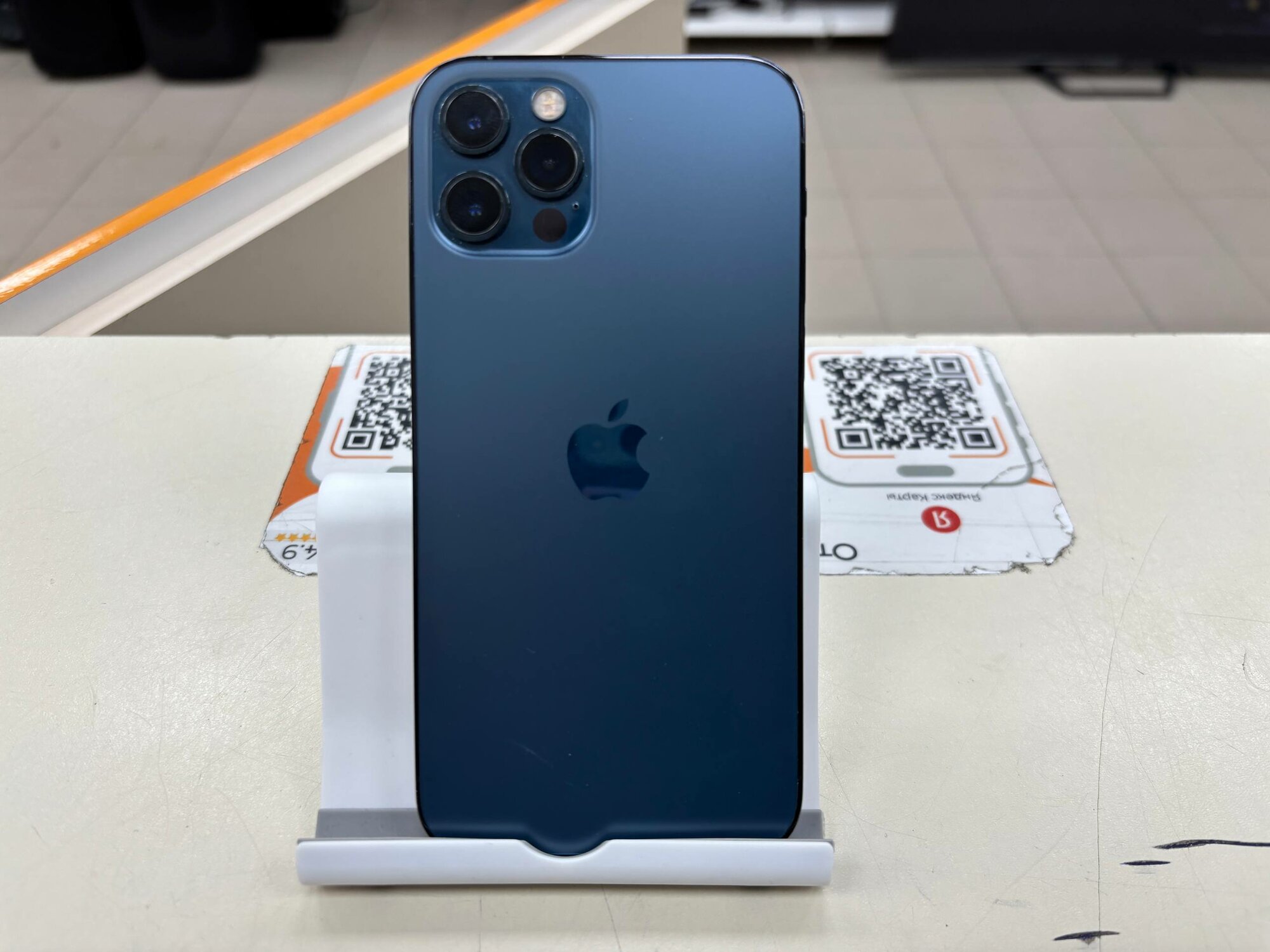 Смартфон Apple iPhone 12 Pro 128GB nanoSim/eSim, Pacific Blue, уцененный товар