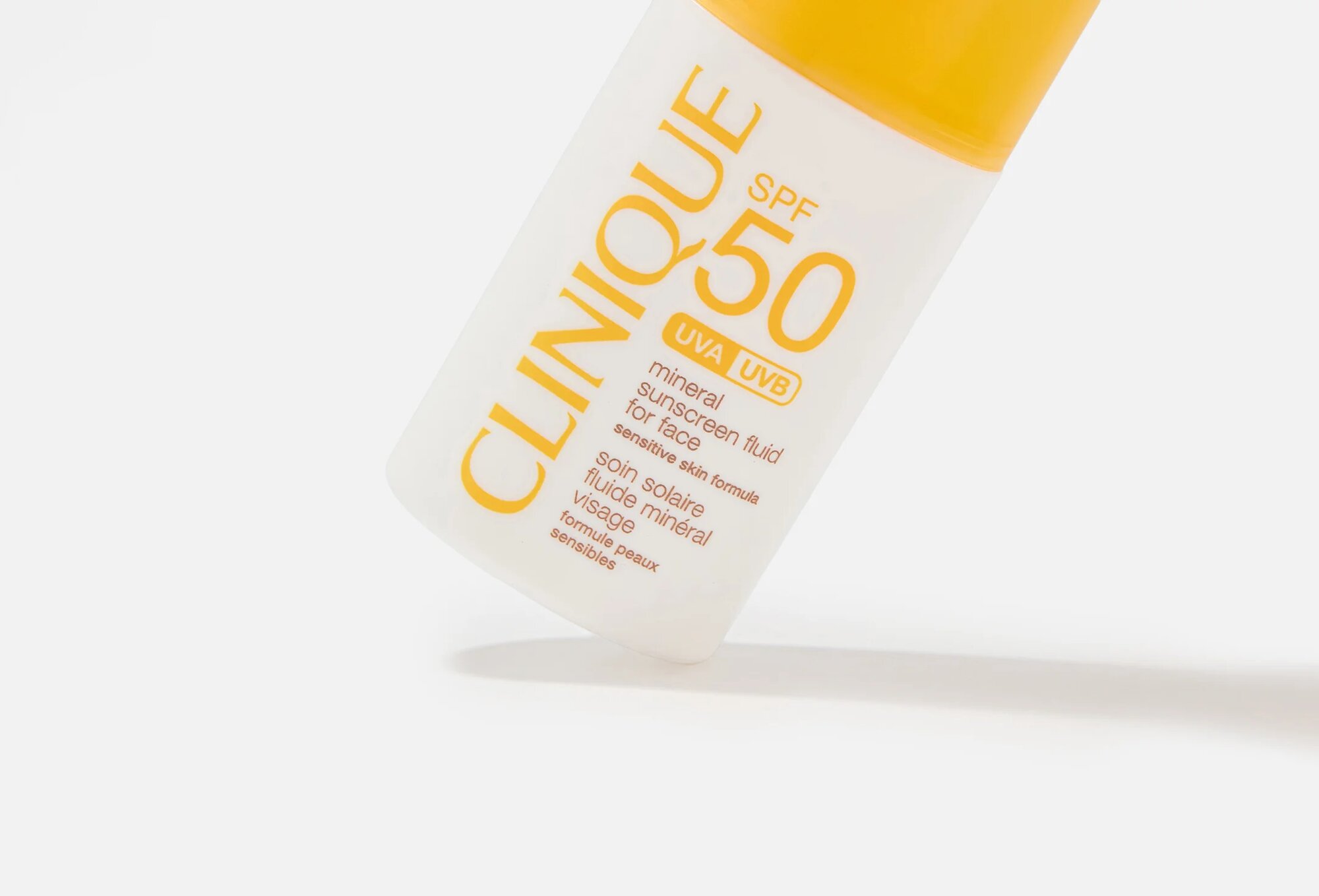 Солнцезащитный минеральный флюид для лица SPF 50 CLINIQUE Mineral Sunscreen 30 мл