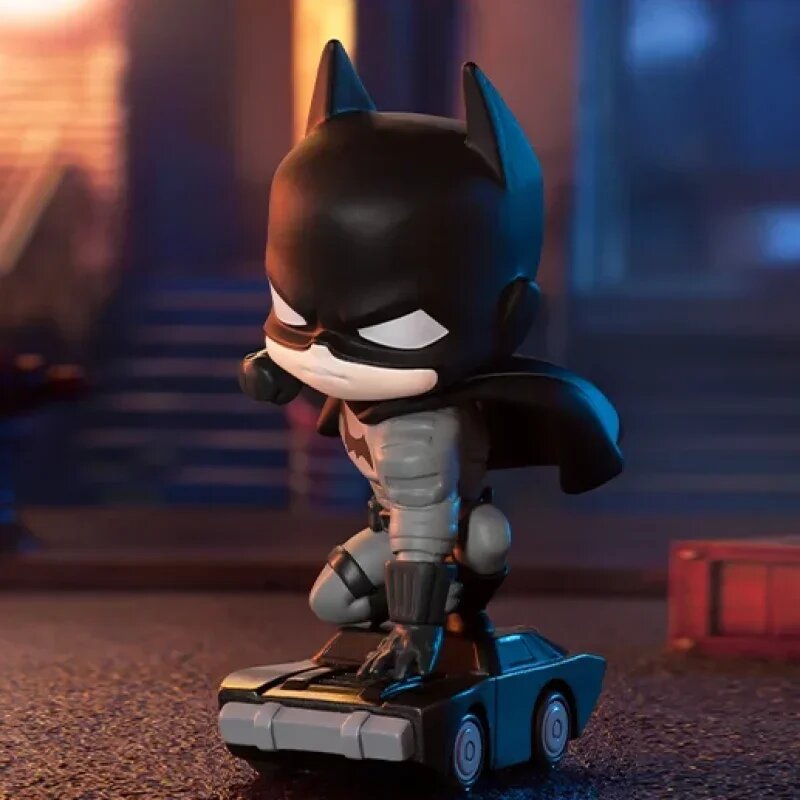 Фигурка POP MART DC Batman Gotham City Series, черный, HIDDEN