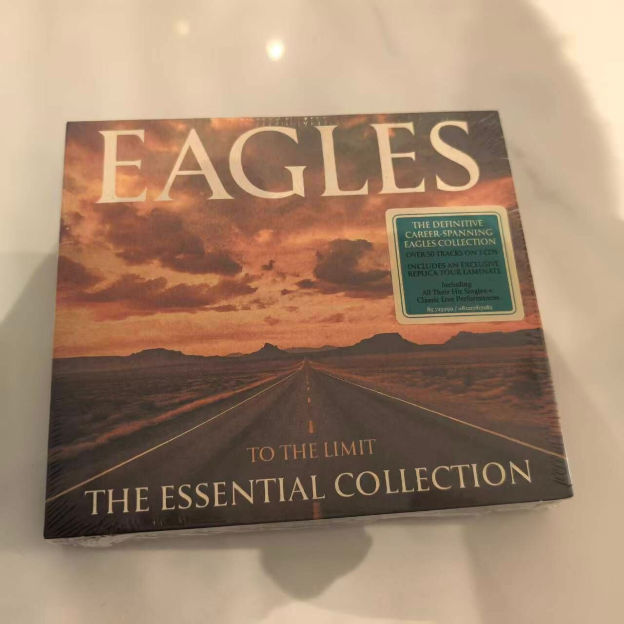 Музыка CD Eagles - To The Limit: The Essential Collection /> 3 x CD Compilation