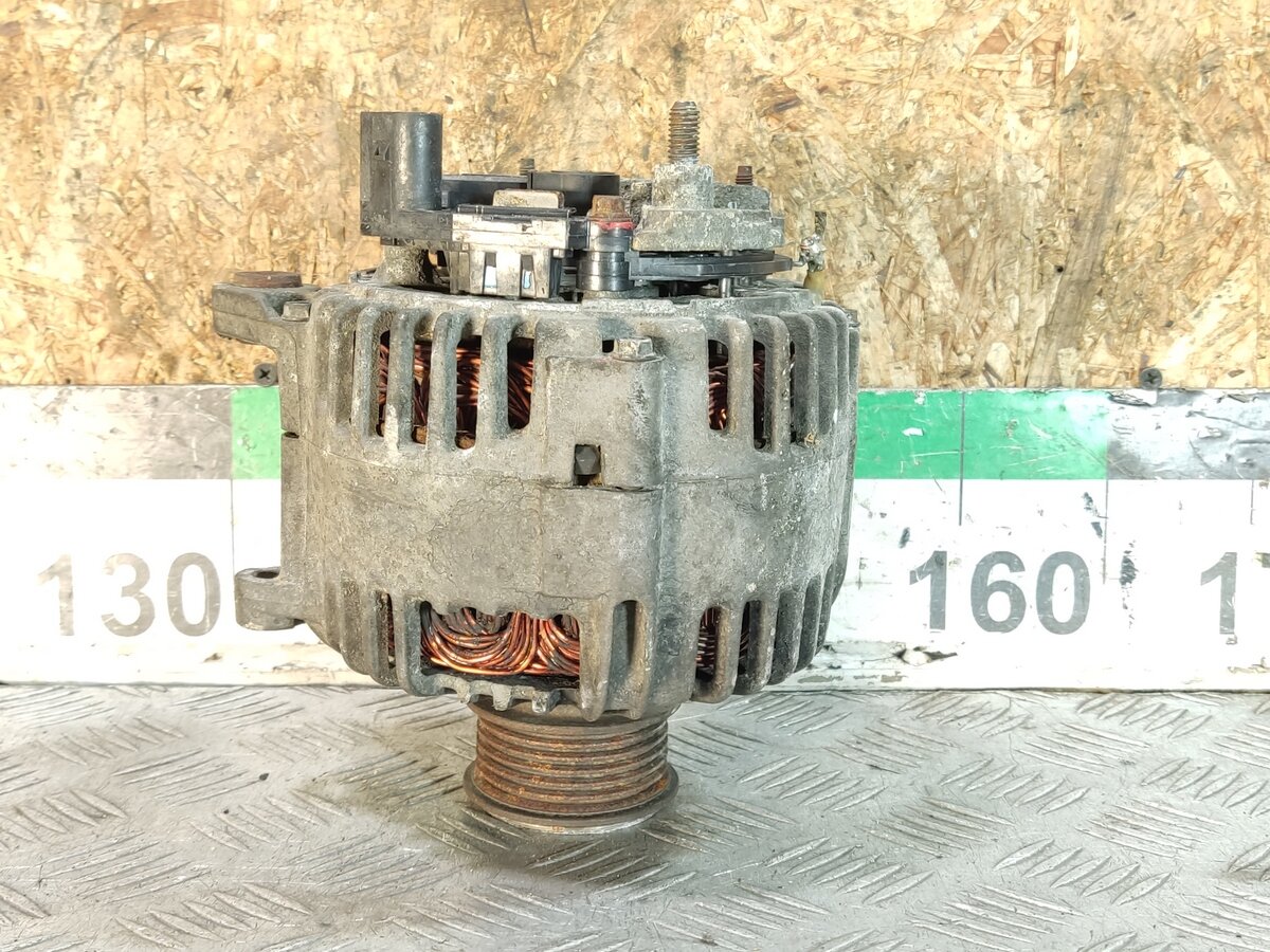 Генератор VOLKSWAGEN Touran 2003 2010 03L903023F