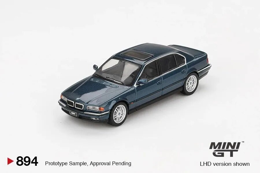 Машинка MINI GT MODEL 1:64 #894 BMW 750IL blue Die-cast Alloy Model Collection Toy Children Gifts