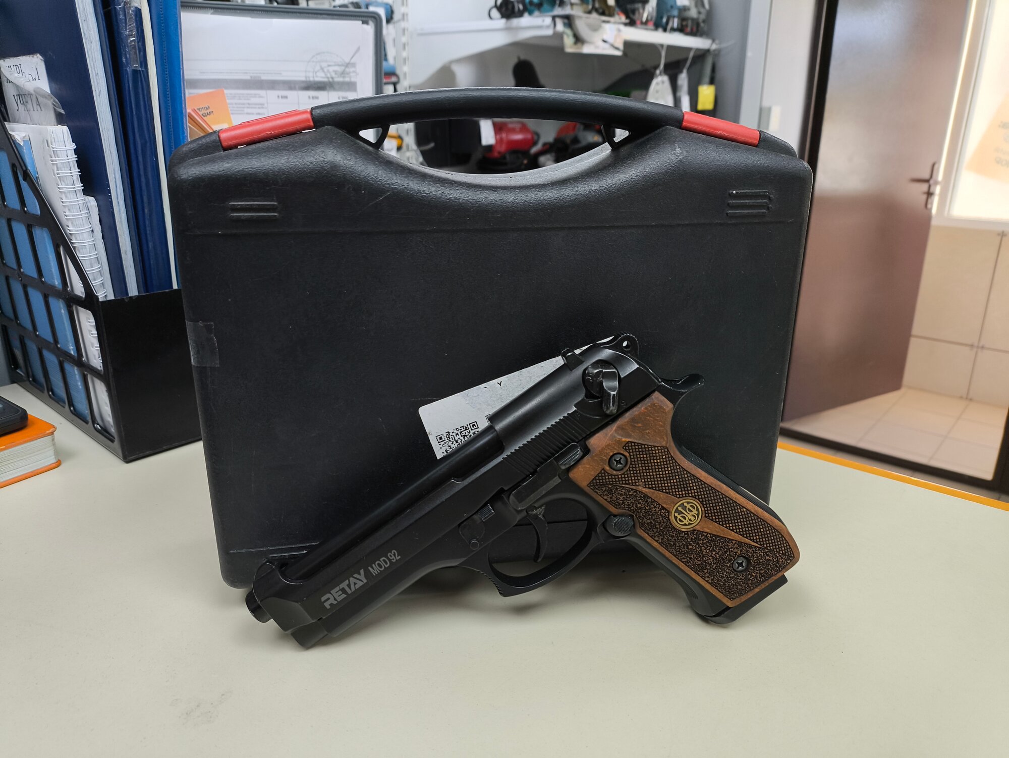 Пистолет пневматический Retay MOD-92O Б/У