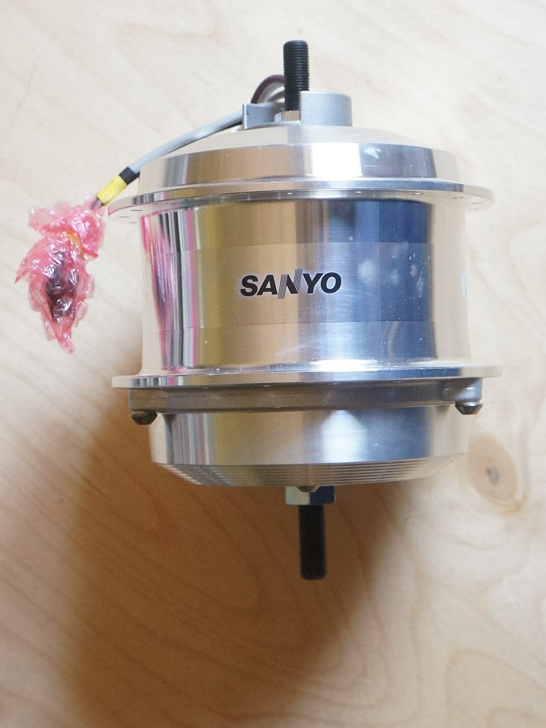 CMU-9 Sanyo редукторное мотор колесо с датчиком момента, без обгонной муфты
