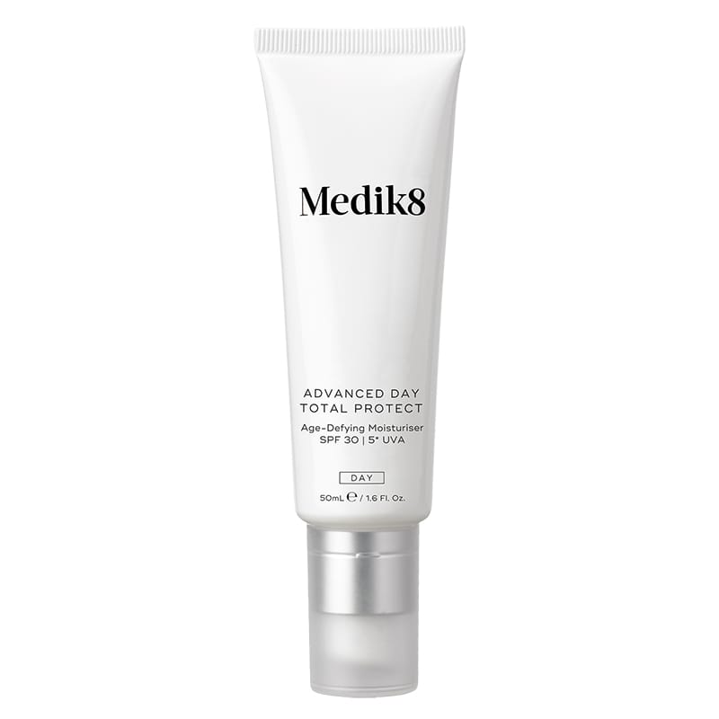 Крем для ухода за кожей Medik8 Advanced Day Total Protect SPF 30 увлажняющий крем против признаков старения 50 мл