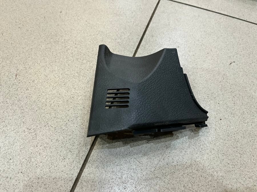 Накладка торпедо от Toyota Corolla E150 2006-2013