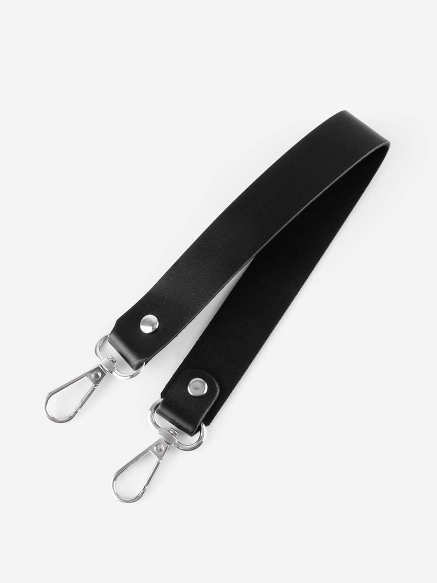 Ручка для сумки из натуральной кожи, с карабинами, 30 ± 2 см × 2,5 см, цвет чёрный/серебряный