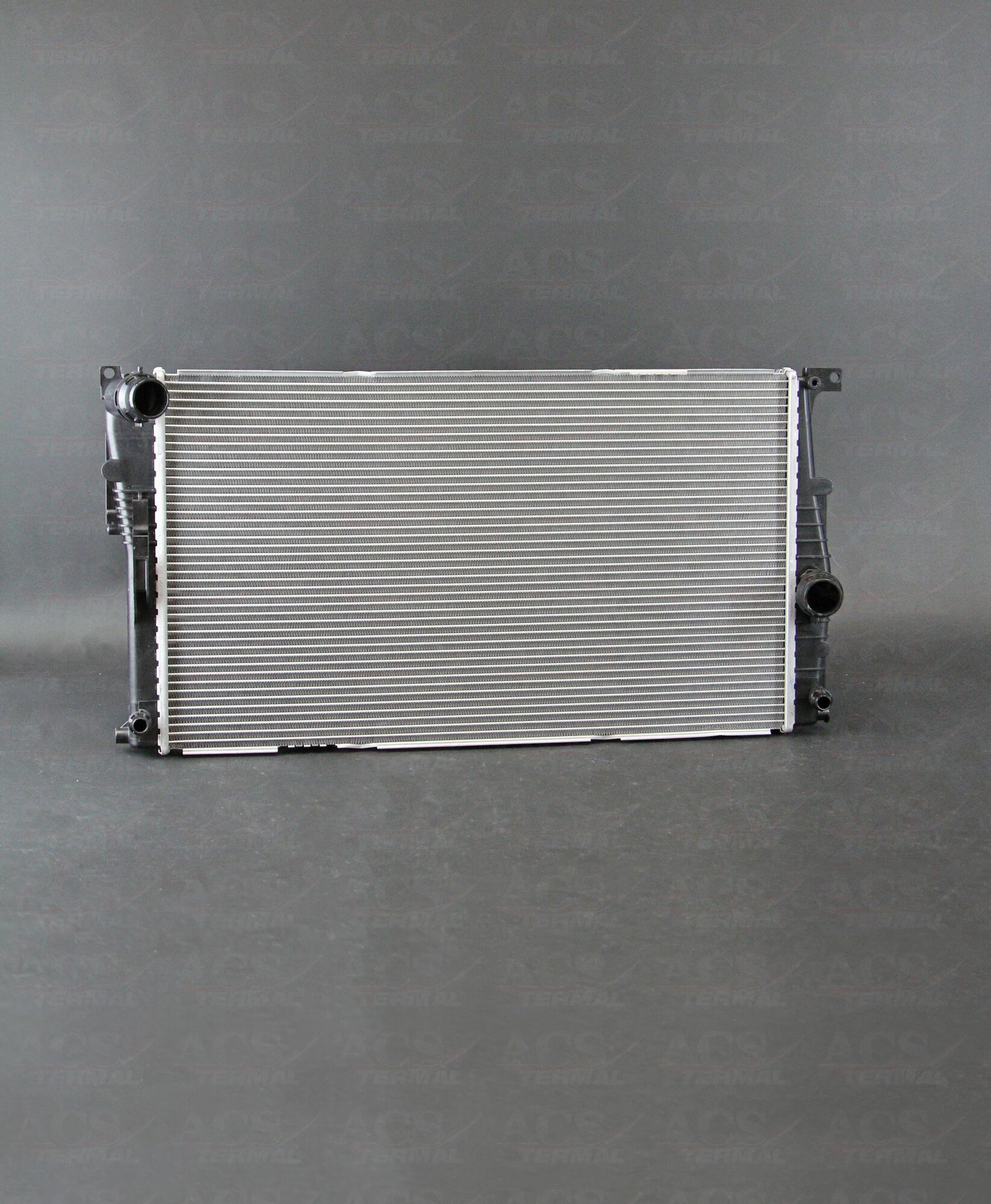 500619 Радиатор охлаждения для BMW 1 F20-F21 (11-), 3 F30-F31-F35-F80 (11-)