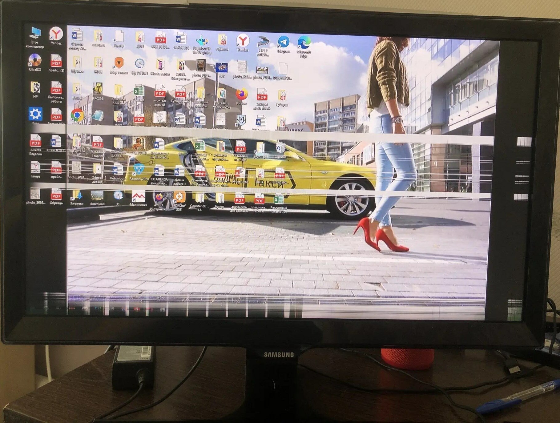 Samsung S22E390H 21.5" Wide LCD PLS LED monitor, 4ms(GtG), 250 cd/m2, MEGA DCR (static 1000:1), 178°/178°, D-sub, HDMI, Windows 8.1, EnergyStar 6.0, b, Уценка