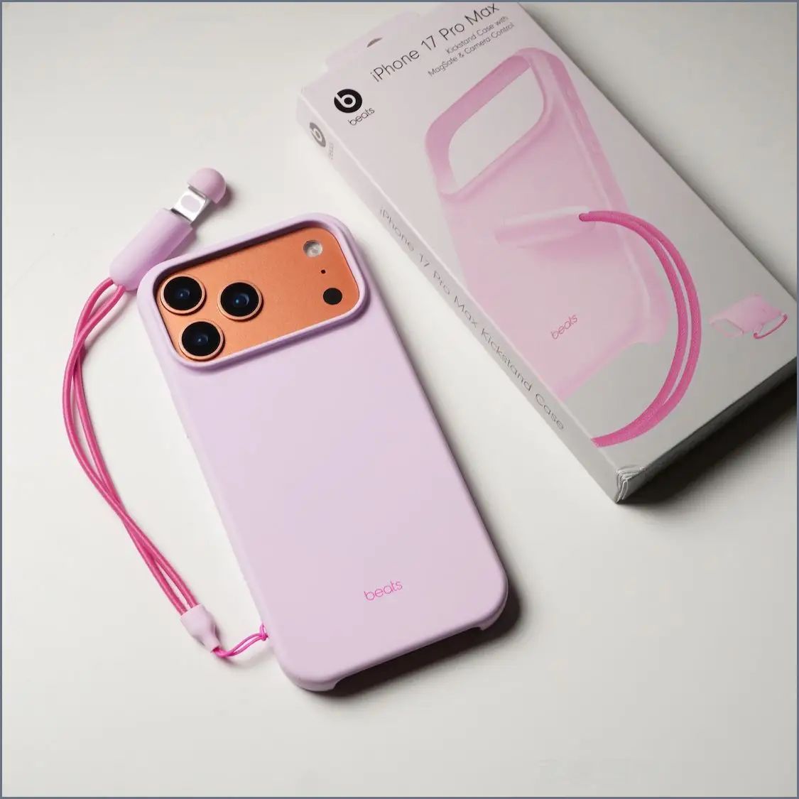 Beats подходит для iPhone 17 Pro Max/Айфон 17 Про Макс чехол с бретелькой, поддержка MagSafe и управление камерой, официальная реплика