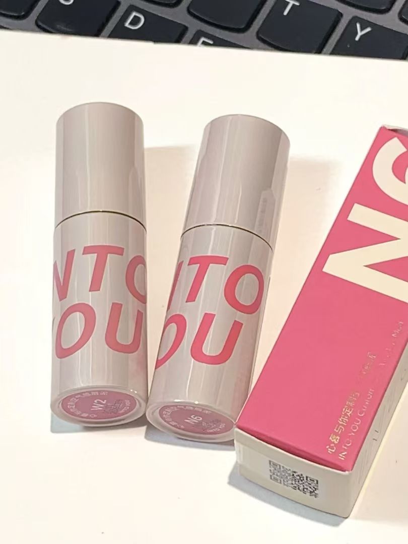 INTO YOU Универсальная помада-румяна Customized Airy Lip Mud W2