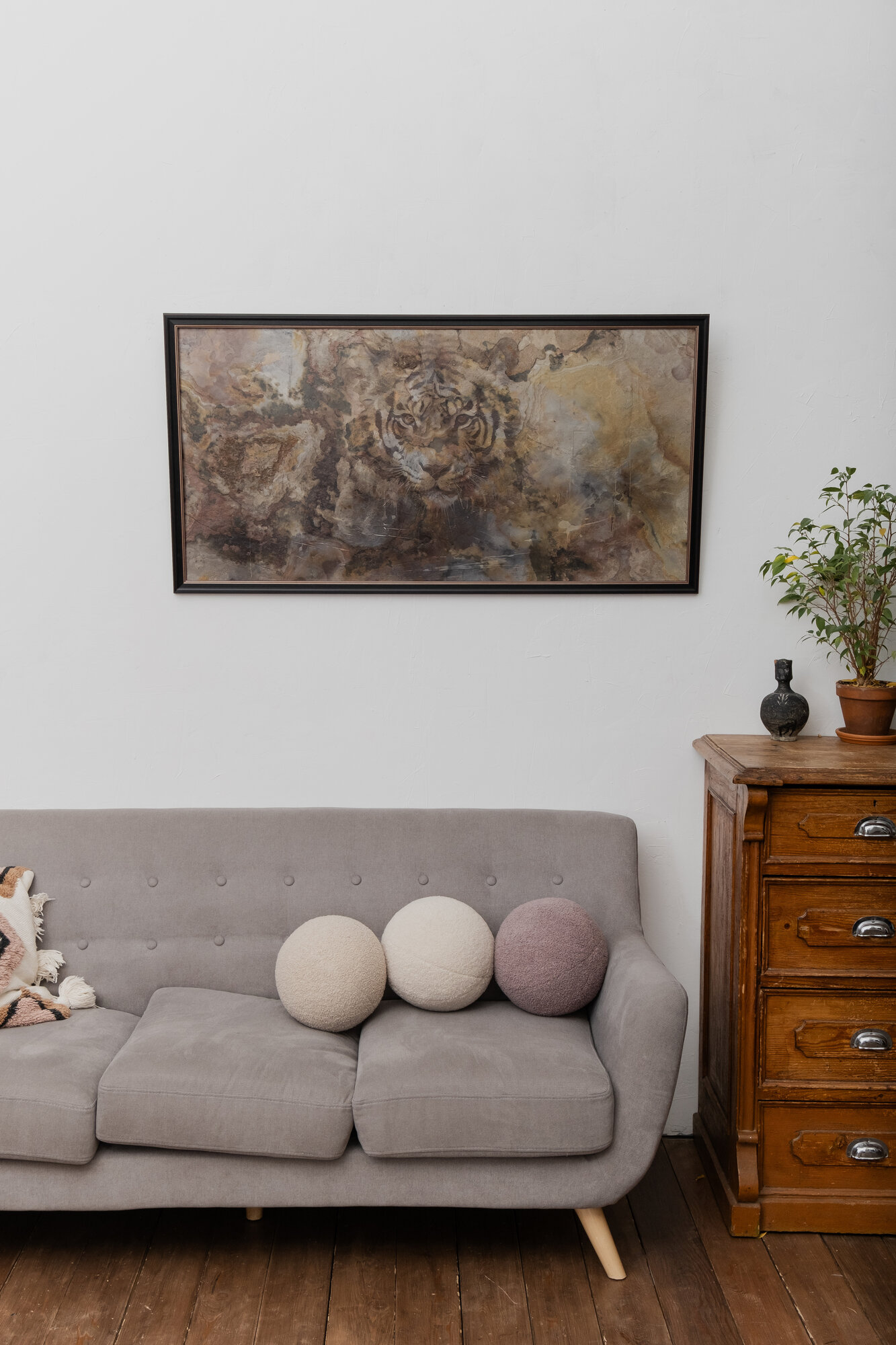 Картина на камне