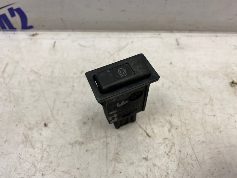 Б/У кнопка омывателя фар Toyota Avensis 2002 ST220 3SFE 25206 TOYOTA арт. 8415005020