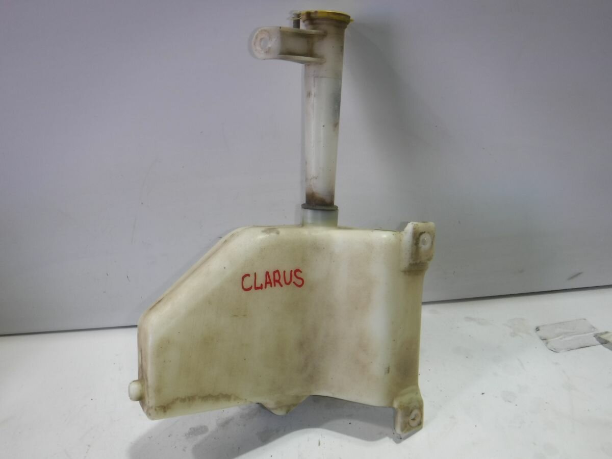 Бачок омывателя лобового стекла Kia Clarus I (1996—1998) 0K9A0674T0