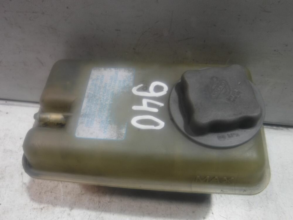 Бачок расширительный Volvo 940