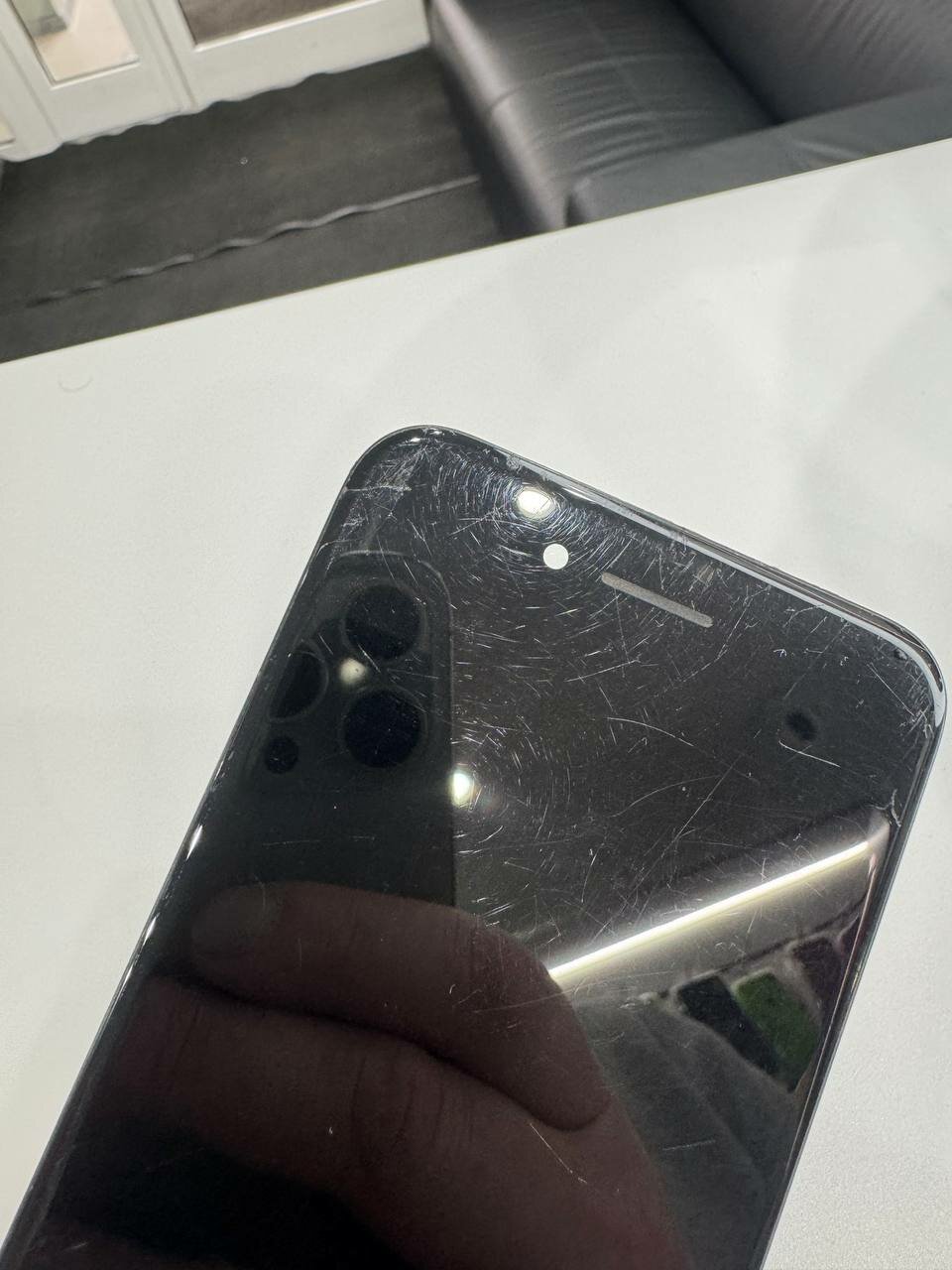 Apple iPhone 8 SE2 дисплей в сборе с тачскрином оригинал с разбора (снятый) мелкие царапины