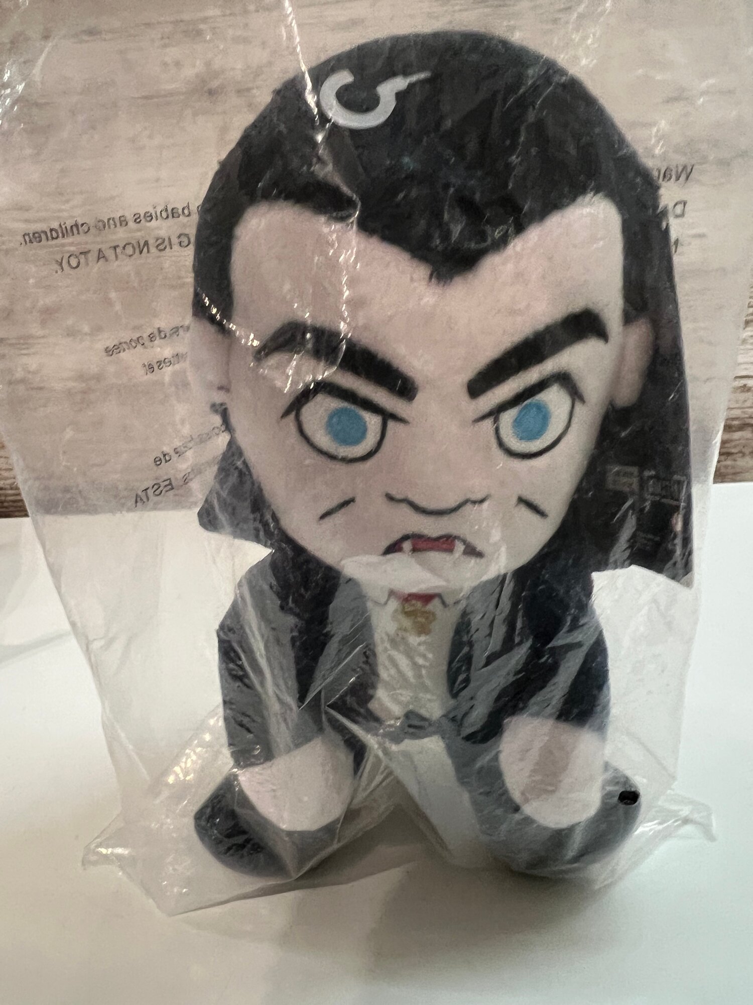 Фигурка Граф Дракула, Dracula( вампир) 20 см, от Kidrobot , серия Monsters