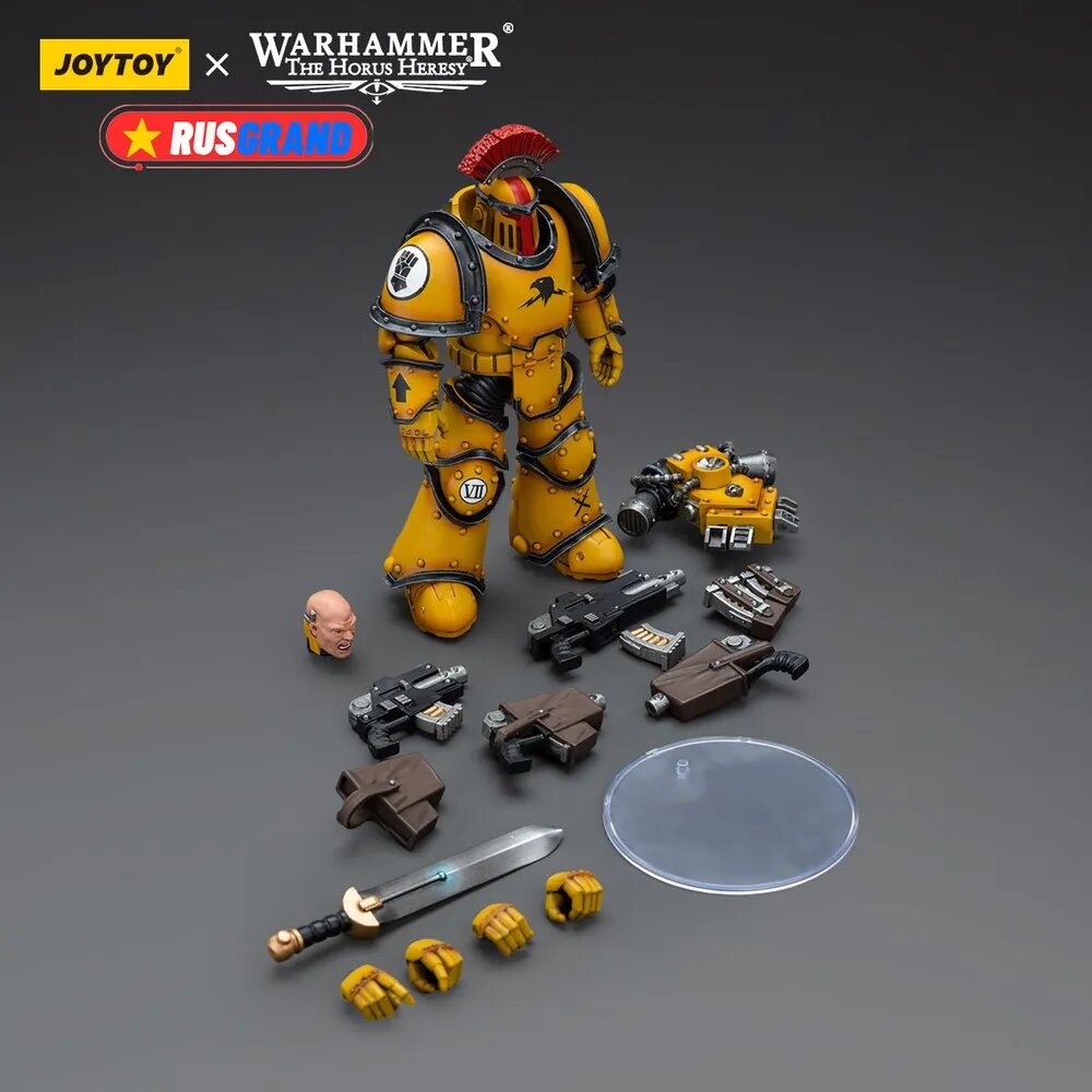 Подвижная фигурка JOYTOY Warhammer 40000 Imperial Fists Legion MkIII Tactical Squad Sergeant with Power Sword