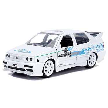 Модель машинки Fast & Furious: 1995 Volkswagen Jetta (Масштаб 1:32) (99592)