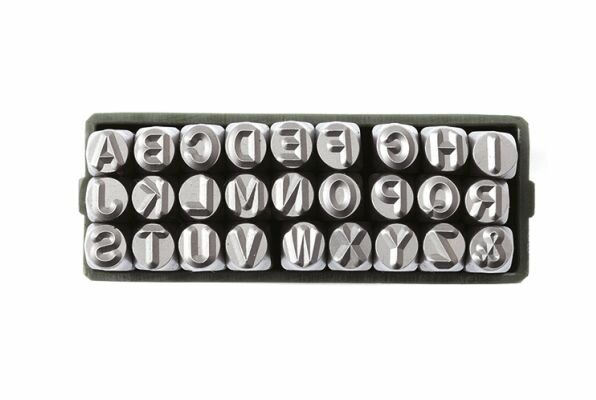 Шрифт клейм буквенных (латиница) 6мм.