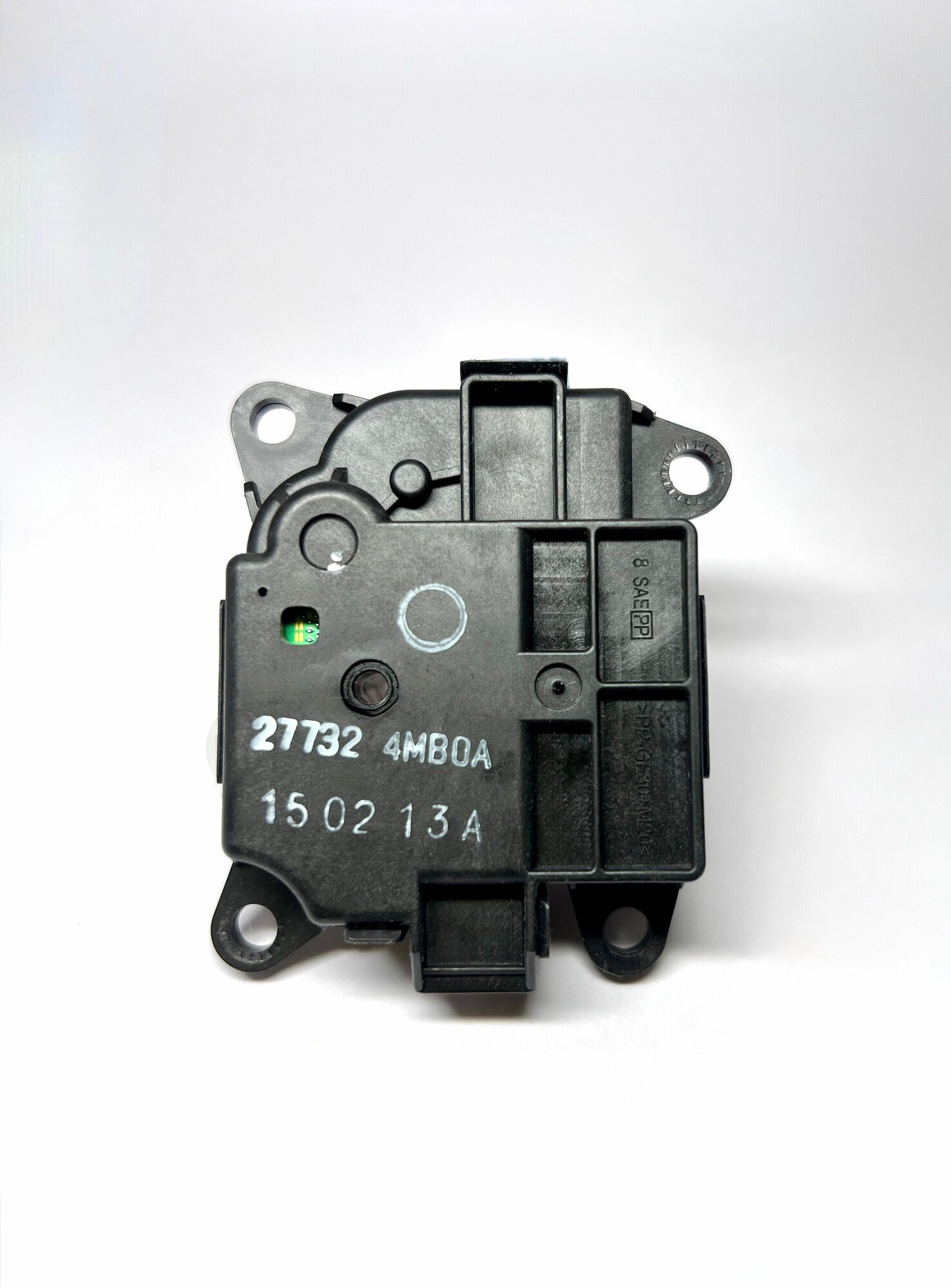 Сервопривод отопителя Nissan Sentra B17/Tiida C13 OEM 277324МB0A